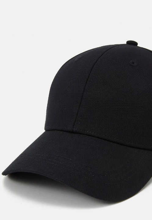 MC® Essential Cap – Black Edition – Maitre Couture